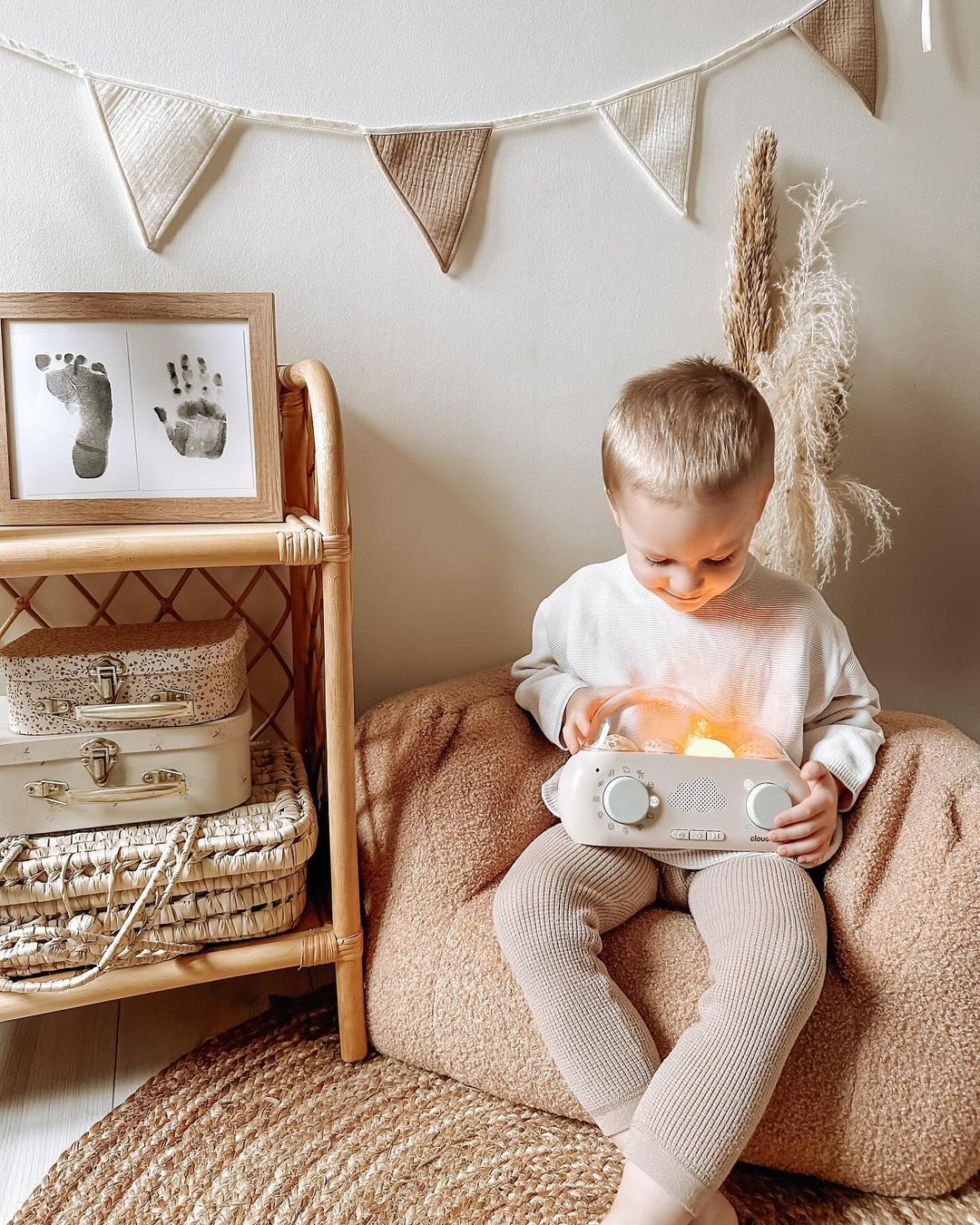 Discover CloudBox™: the first all-in-one dream box | storyteller ...